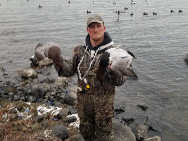 Columbia Coast Outfitters | Washington Sea Duck Hunting Outfitters